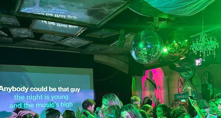 Bunga Bunga: Dinner, Singing & Karaoke (London) Tickets | Fever