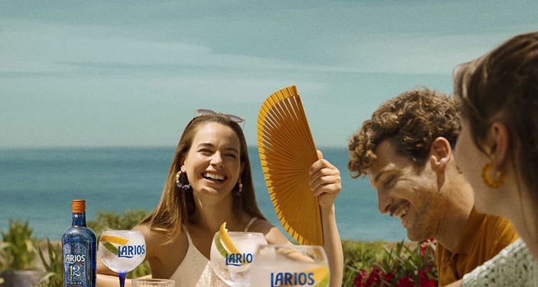 Atardeceres Larios: una serie de conciertos acústicos en azoteas | Fever