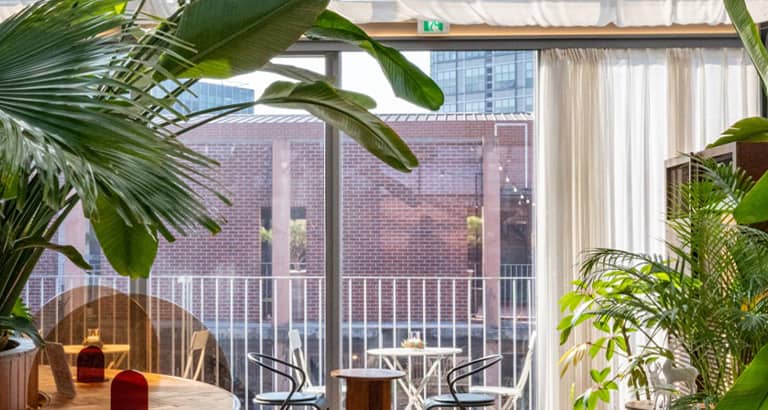 Cheonsang-Gaok - Botanical Terrace Café in Seongsu Yeonbang - Seoul | Fever
