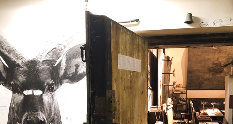 Visite exclusive d'ateliers d'artistes : les Frigos - Paris | Fever