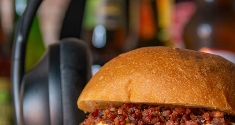 Menú con hamburguesa para 2 personas en Machaka Burger - Barcelona | Fever