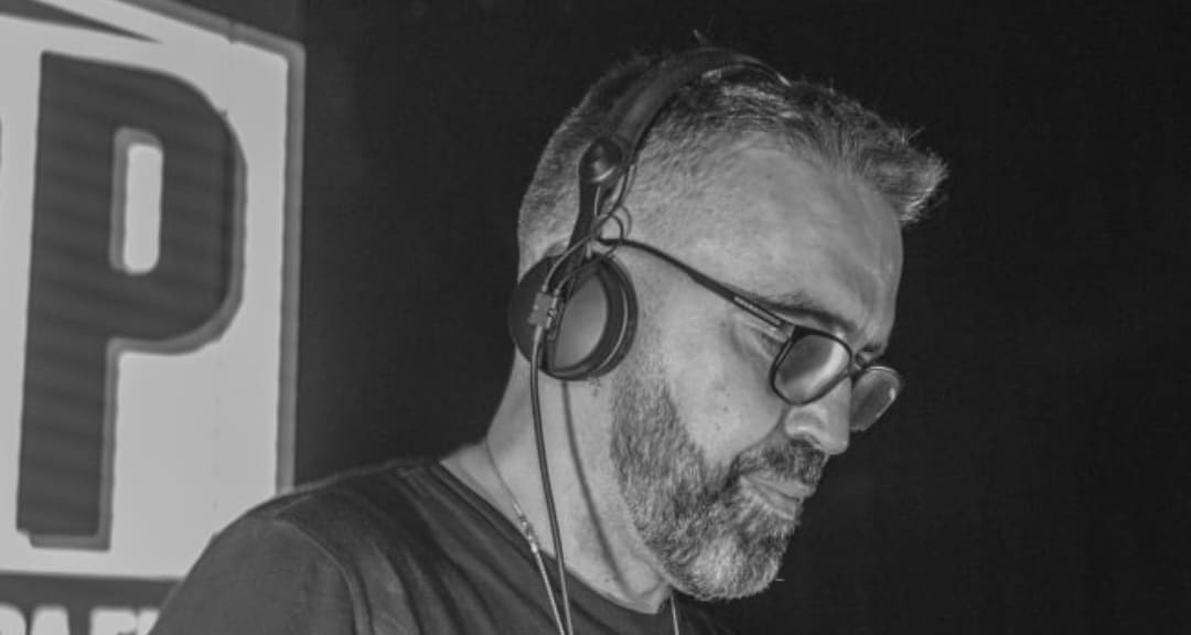 DJ NEIL and his session #LQMSDP in Fabrik - Madrid | Fever