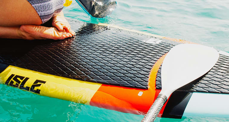 Paddleboard Lesson with Board & Wetsuit Rental - New York | Fever