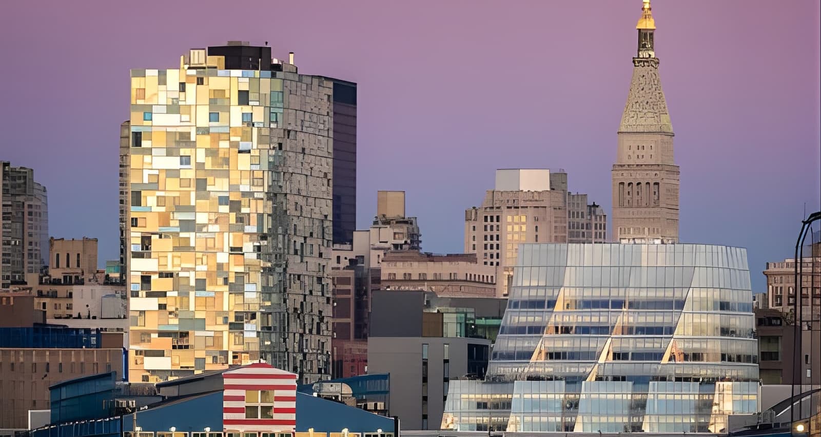 Chelsea Architecture and Art Tour with Award Winning NYC Guide (New ...