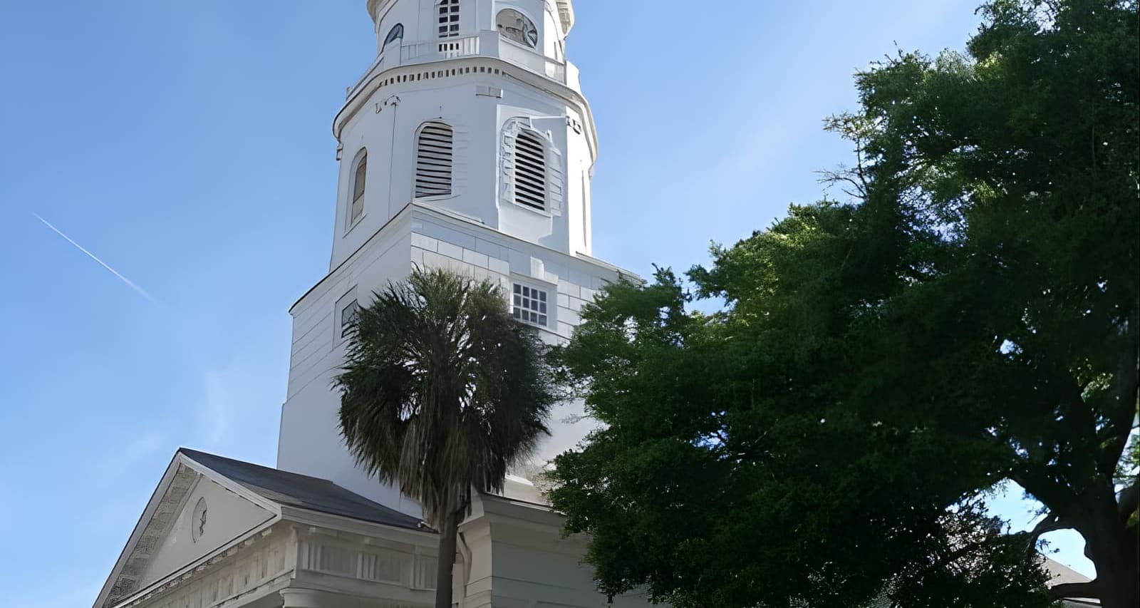 Sightseeing Bus Tour of Charleston by Southern Accent Tours (Charleston ...