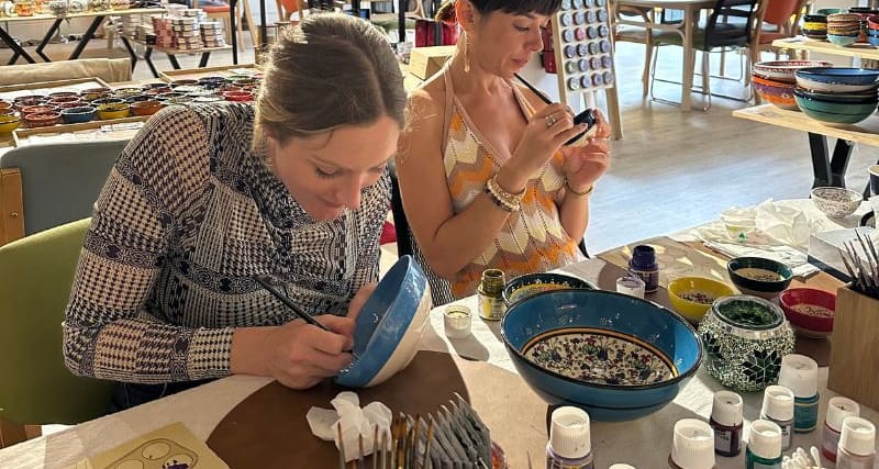 Ceramic Paint and Sip Classes in Melbourne - Tickets | Fever