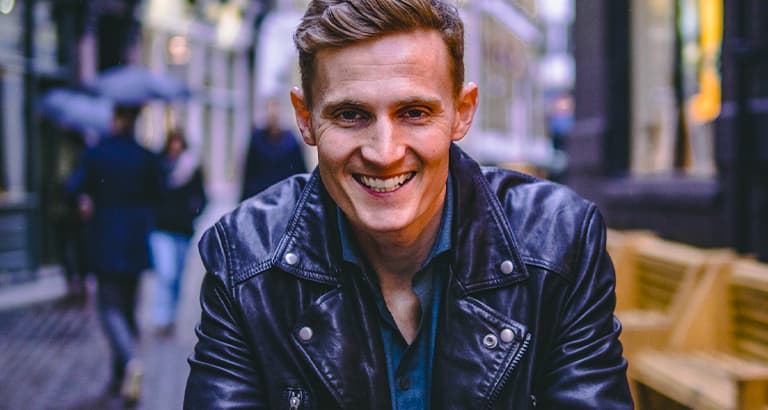 Modern Magic Show with Jake Banfield - London | Fever