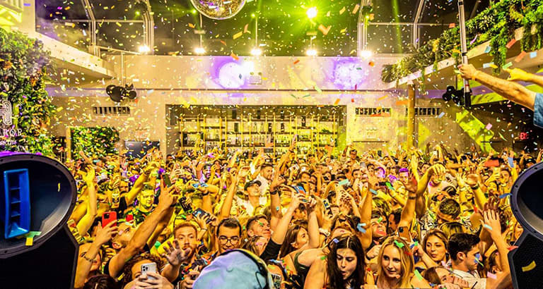 July 4th Weekend Rooftop Day Party - NYC - Tickets | Fever