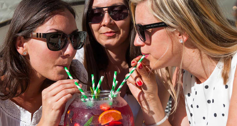 1.3L Cocktail Pitcher & Sharing Platter for 2 - London | Fever