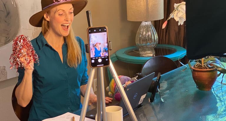 Living Room Legends! Virtual Scavenger Hunt - Los Angeles | Fever