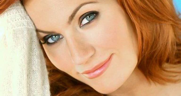 The Riot Comedy Show presents April Macie (Netflix, NBC, Comedy Central ...