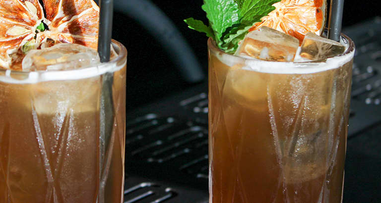 St Patrick's Day - Sky Hall Rooftop Bar Itajaí - Ingressos | Fever