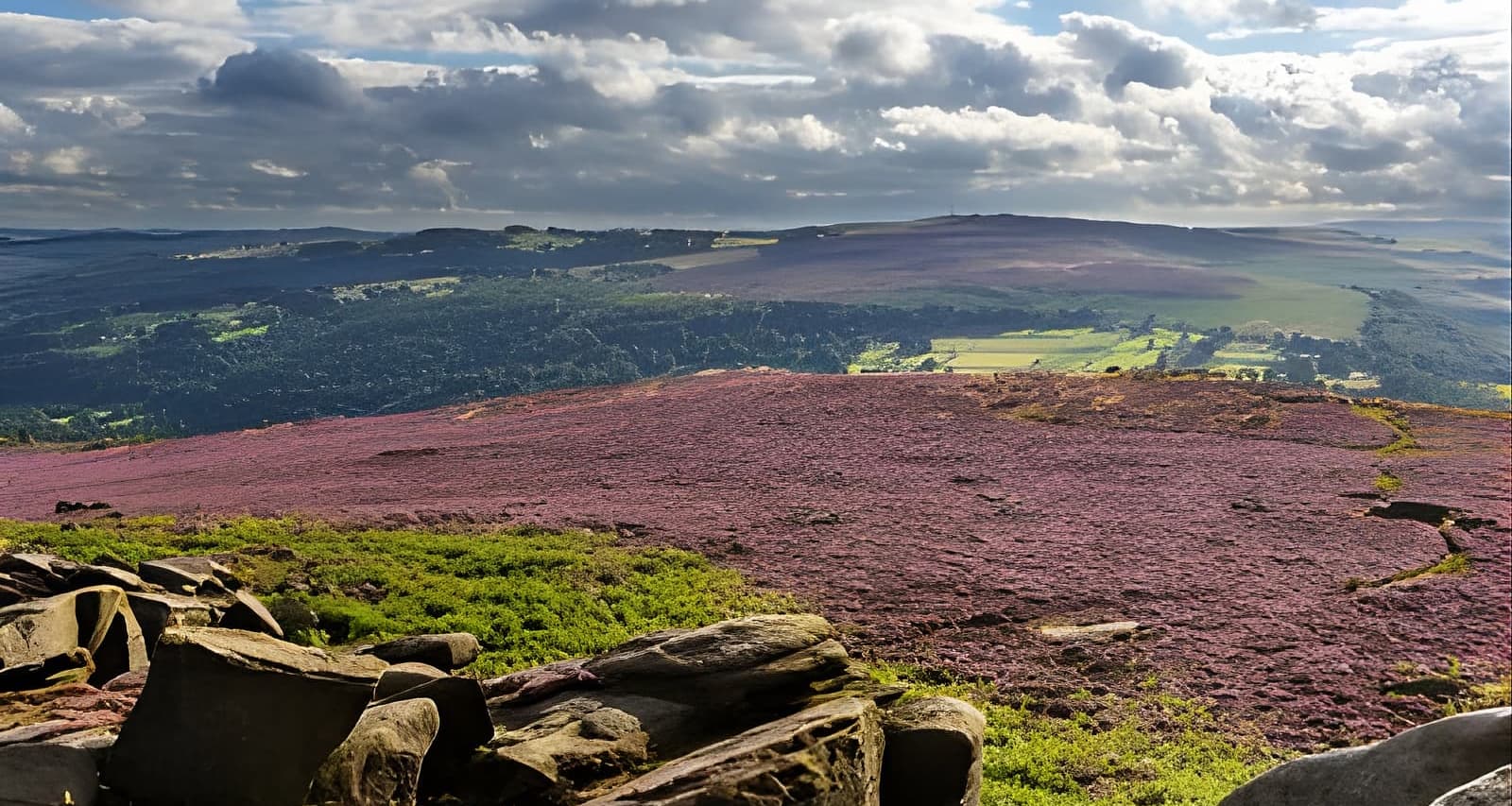 Chatsworth and Peak District Small-Group Tour from Manchester ...