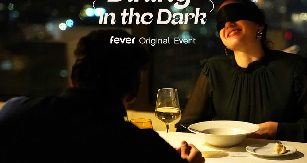 Dining in the Dark: jantar às escuras no éLeBê Centro | Fever