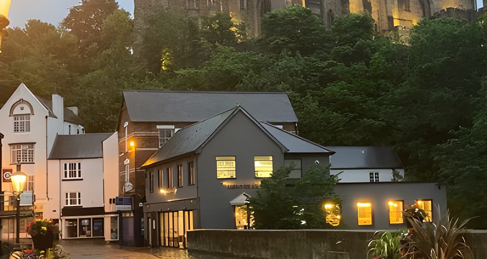 Walkabout Durham History Tour (Middlesbrough) Tickets | Fever