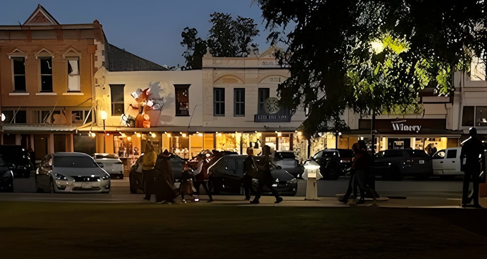 Ghost Maker Tour in Georgetown: Adults Only (Austin) Tickets | Fever