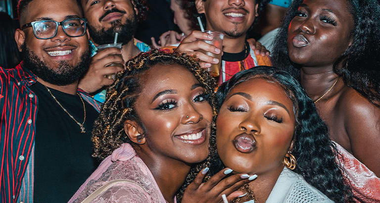 Pretty Girls Love Yacht Parties: Hip Hop Vs Reggae Edition - NYC | Fever