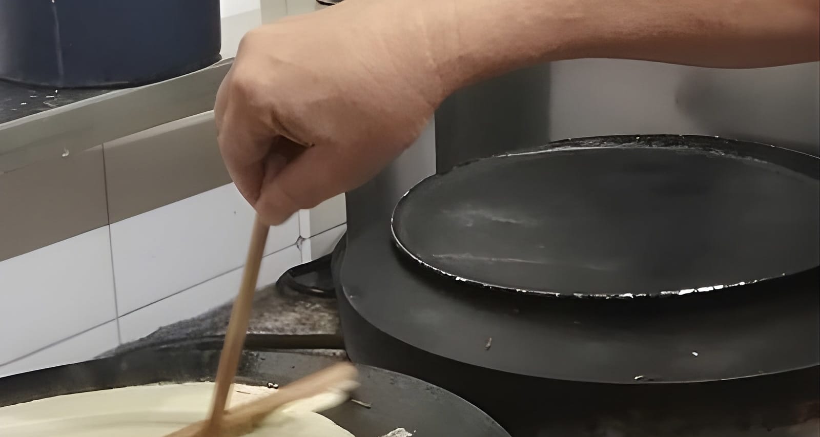 Amazing Sweet Crêpe Cooking Class Paris (Paris) Tickets | Fever