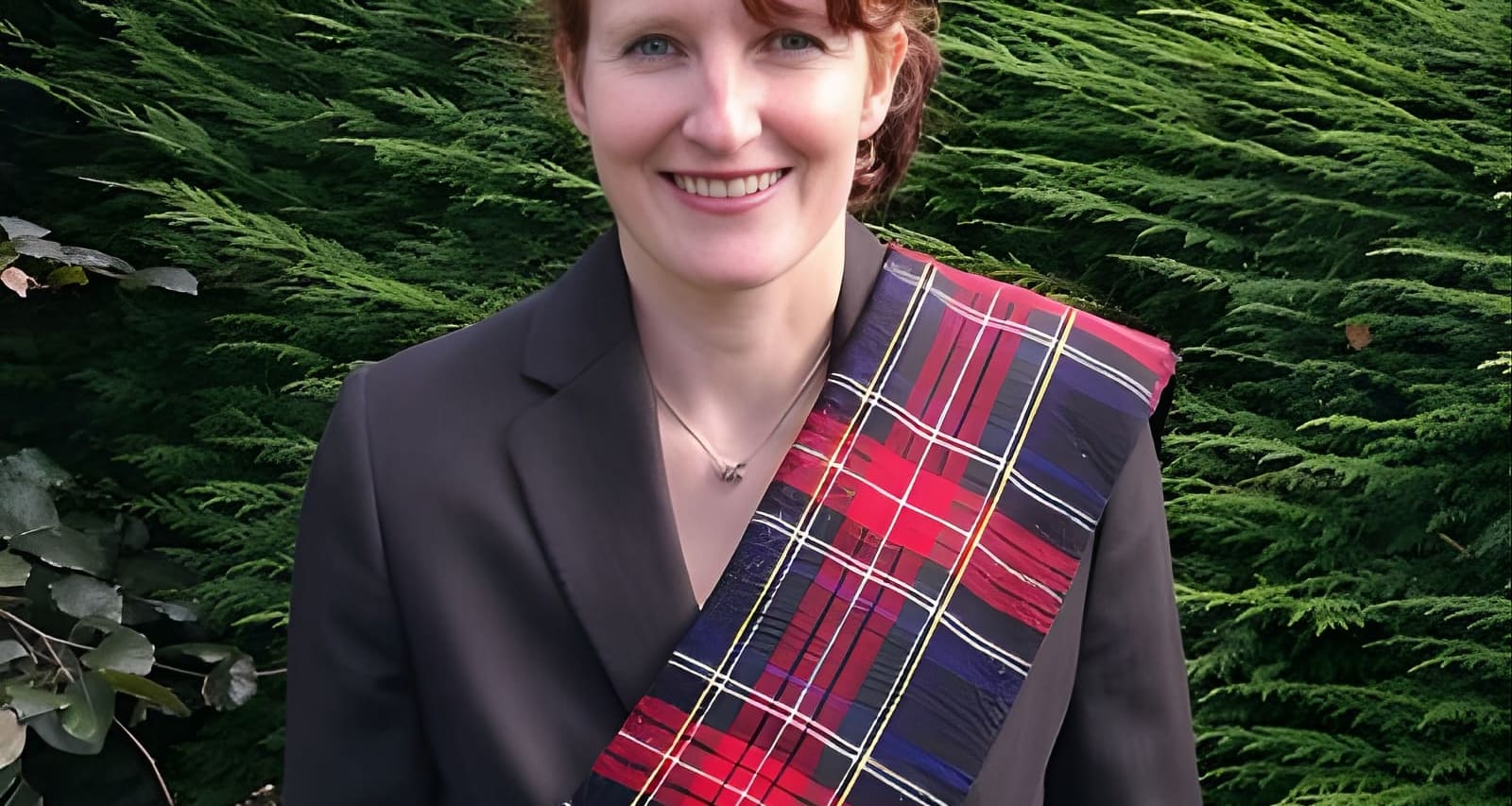 Helen's Highs and Hidden Lows Tour (Edinburgh) Tickets | Fever