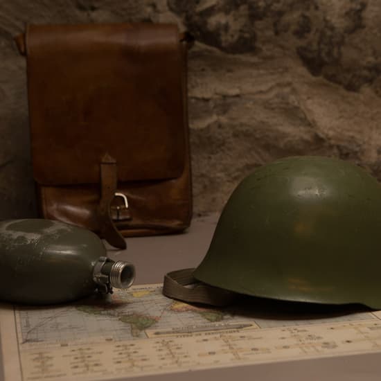 Escape Room Military Bunker at Fox in a Box - Madrid | Fever